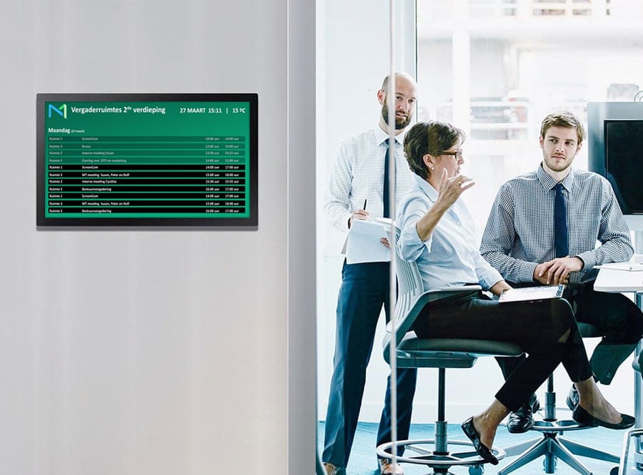 Custom Digital Signage Solutions For Your Business | ScreenCom